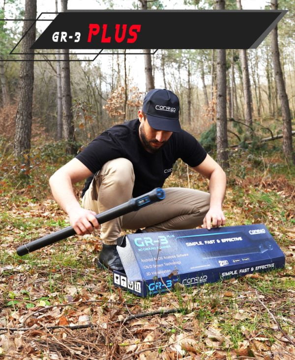 GR-3 PLUS 3D ground scanner is a small-size lightweight metal detector
